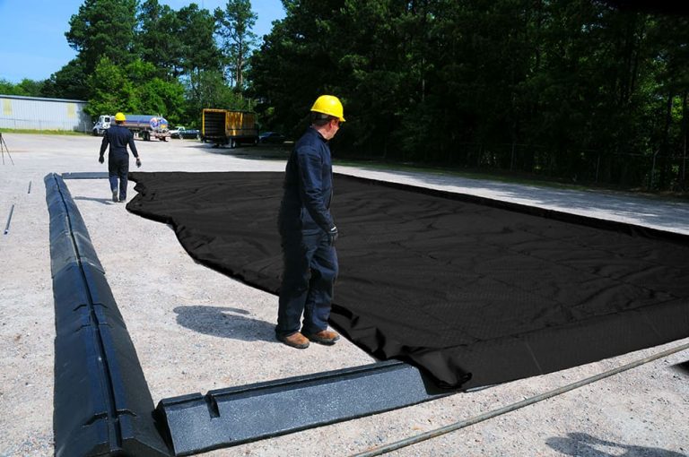 Containment Berm, Modular Model, 25' x 55', Textured Black, 38 mil, (26 ...